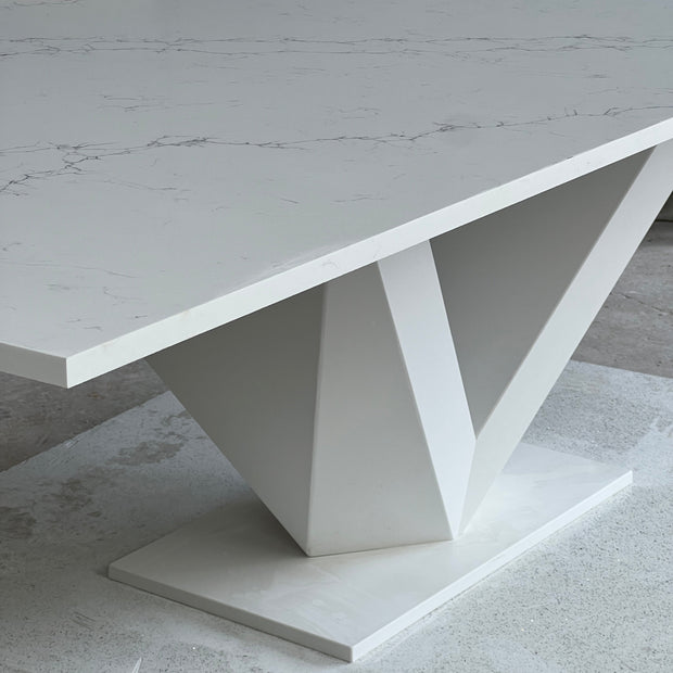 Vittoria Quartz Dining Table – Steve Bristow Furniture